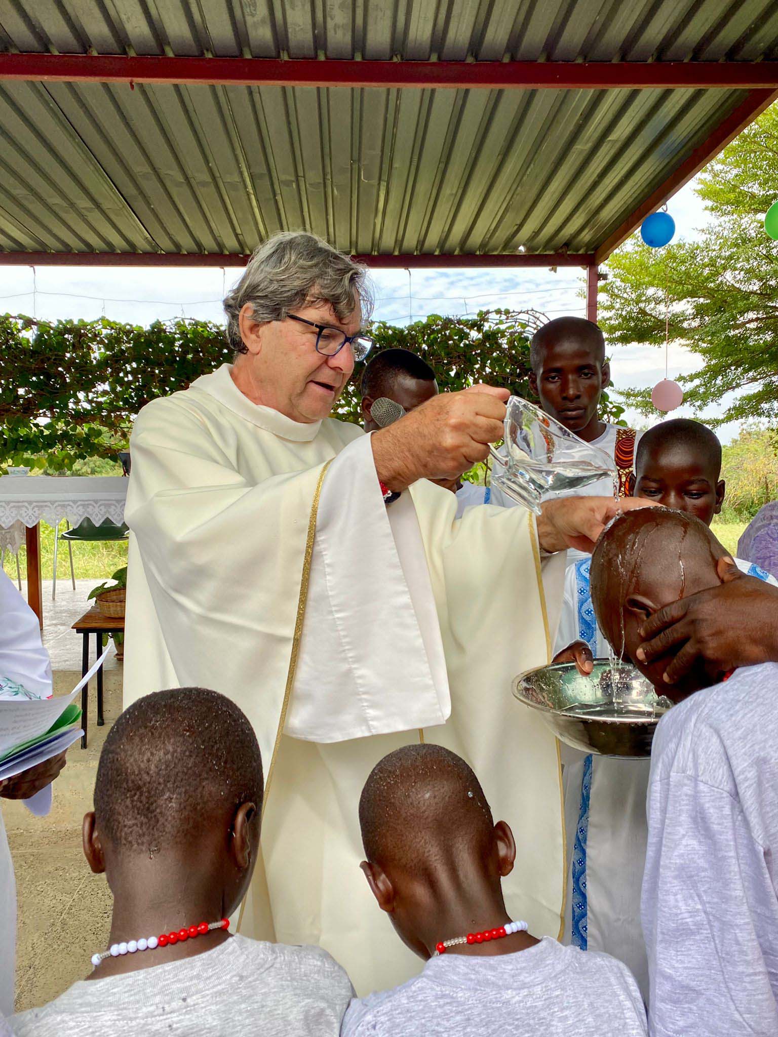 Celebrazione dei Battesimi e delle Prime Comunioni – Karungu